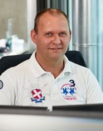 Das Team - TES Frontdesign